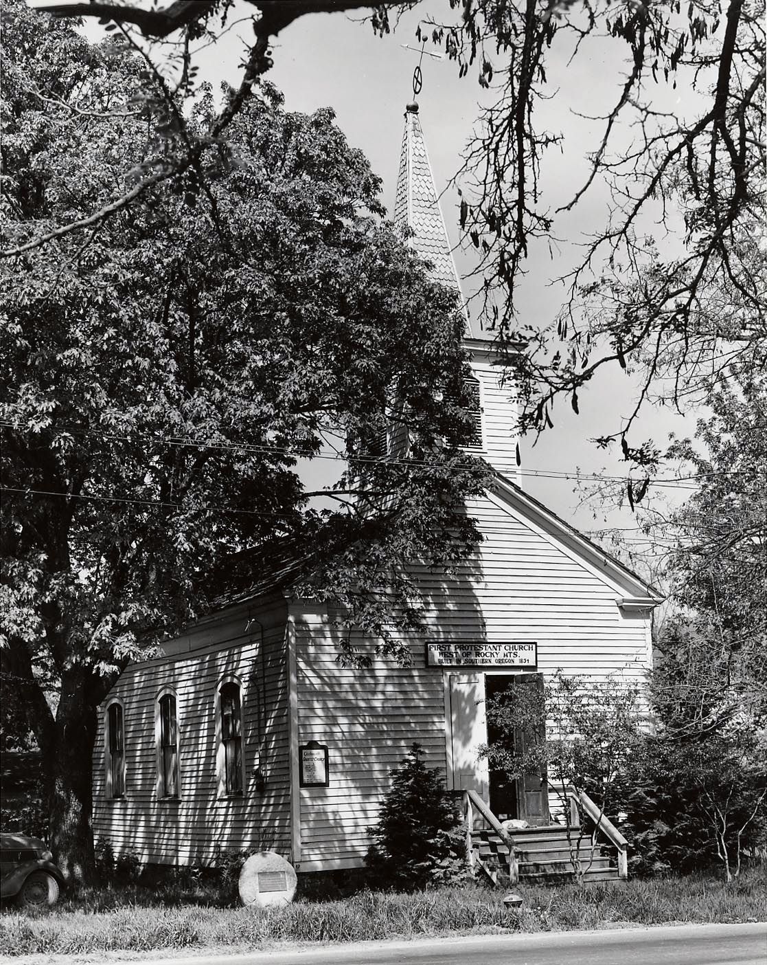 Locations Hub - First Protestant Church