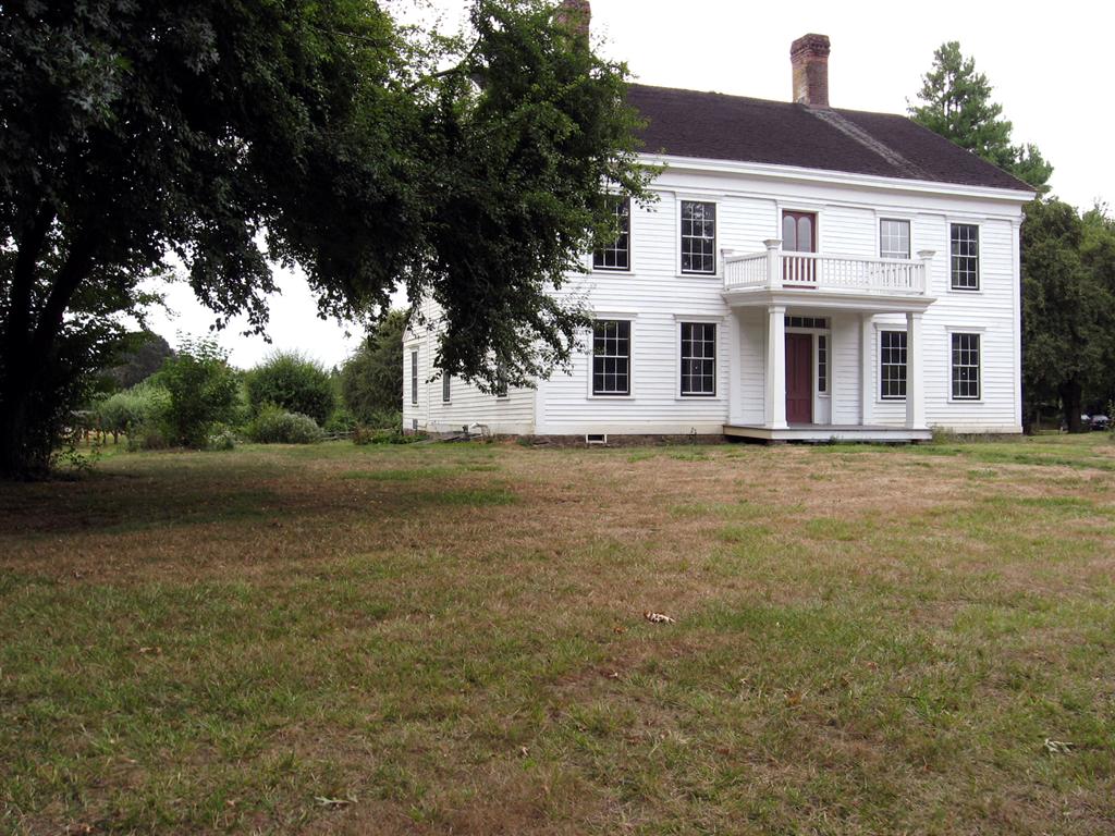 Locations Hub - Bybee-Howell Farm