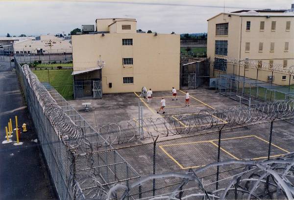 Locations Hub - Oregon State Penitentiary