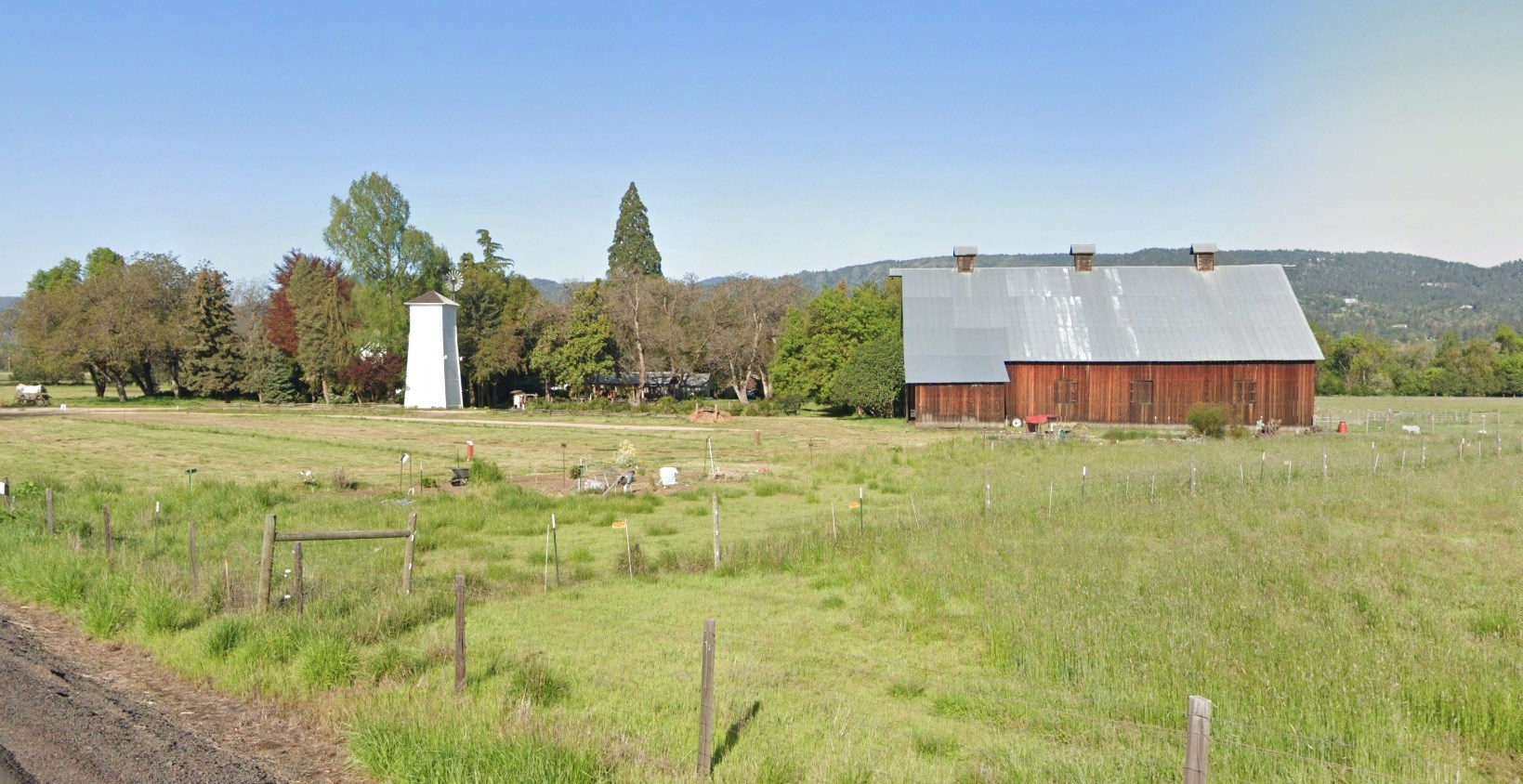 Locations Hub - Hanley Farm