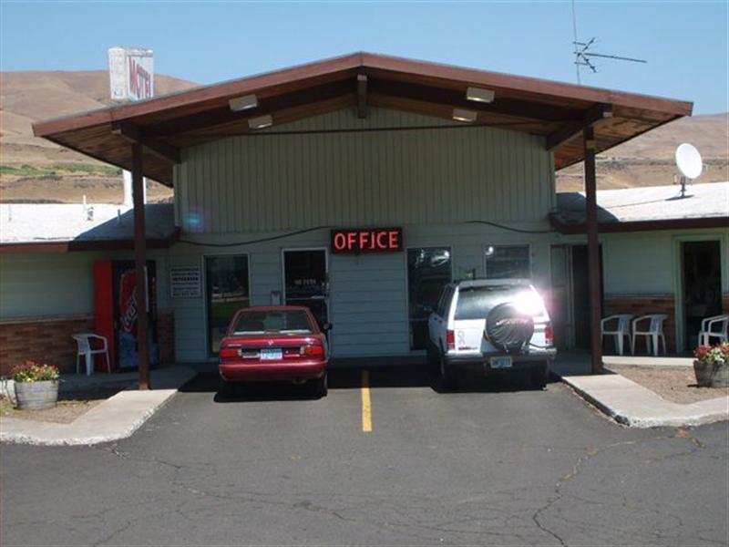 Locations Hub - Dinty's Motor Inn