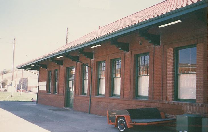 Locations Hub - Pendleton Railroad Depot/Umatilla County Historical ...