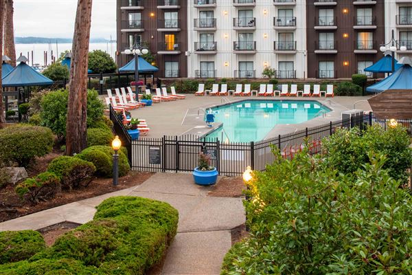 Locations Hub - Holiday Inn Portland Columbia Riverfront